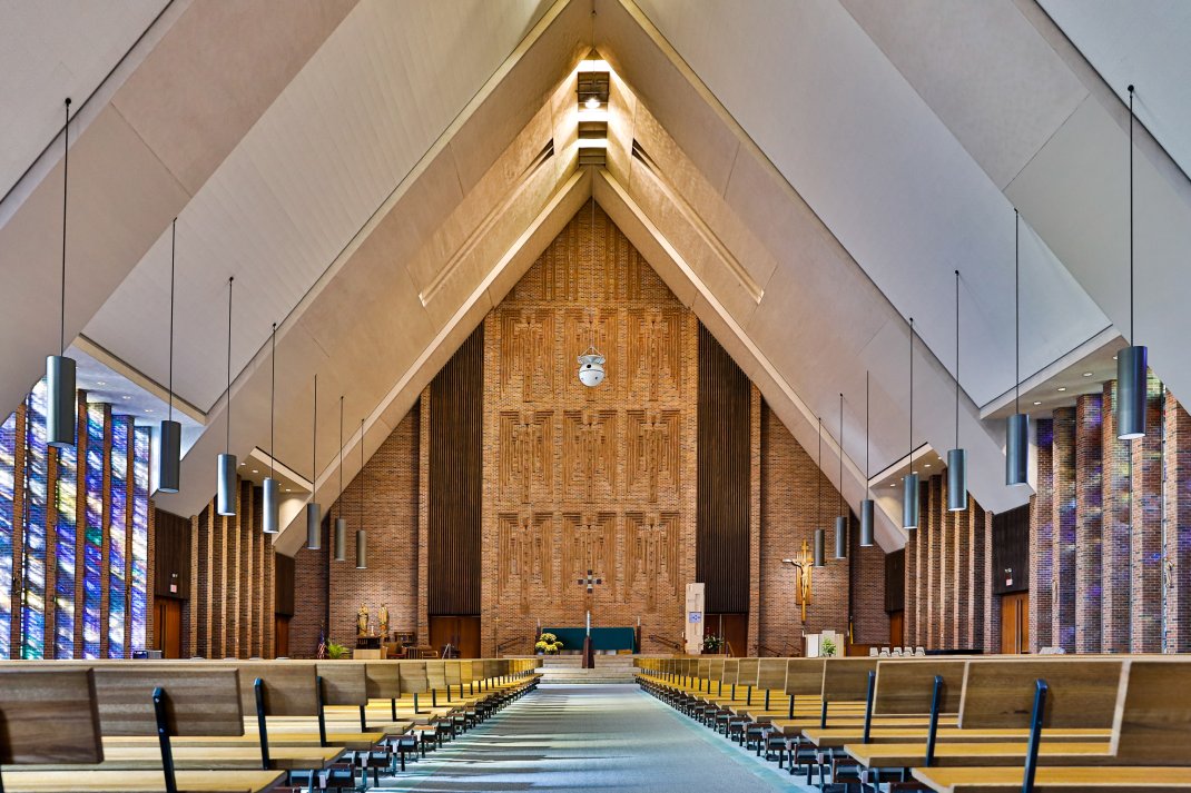 Houses of Worship: The Key Features of a Modern Church