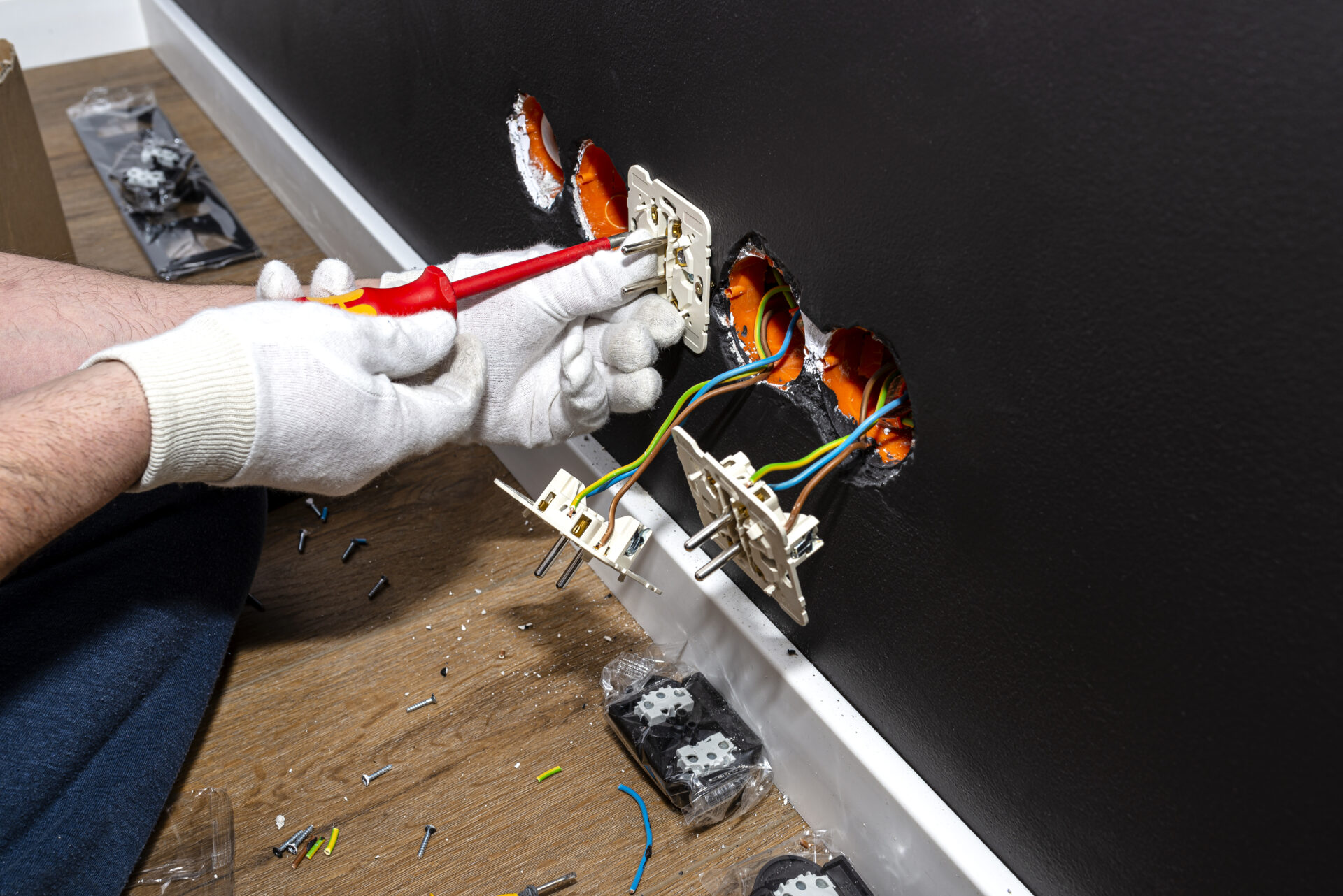 Electrical Wiring for Light Switches: A Beginner's Step-by-Step Guide ...